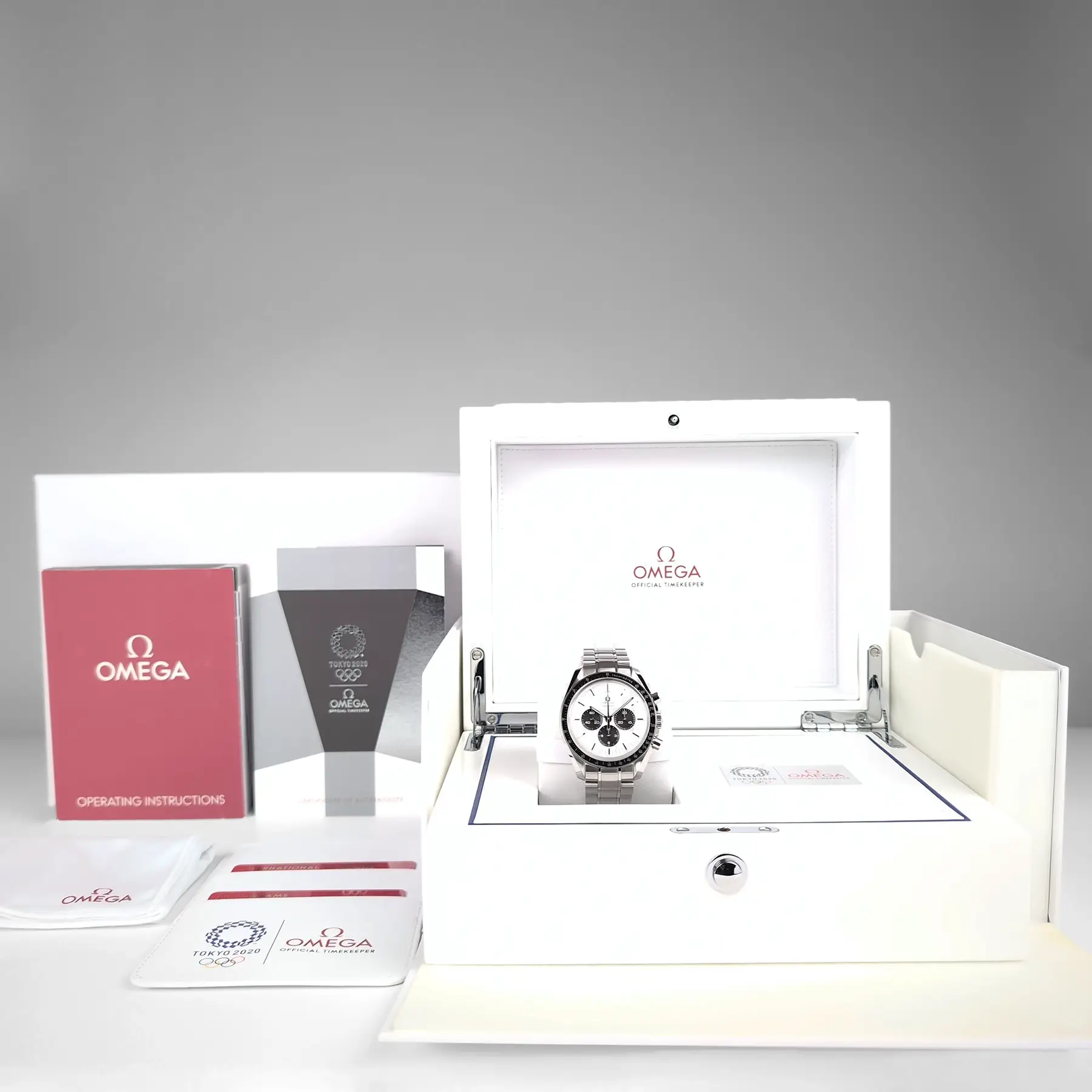 Omega Speedmaster522.30.42.30.04.001 | 2020 Tokyo Olympics