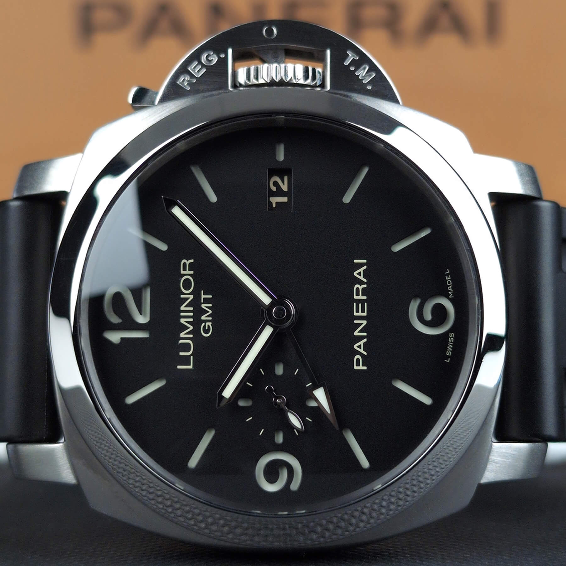 Panerai Luminor GMTPAM00320