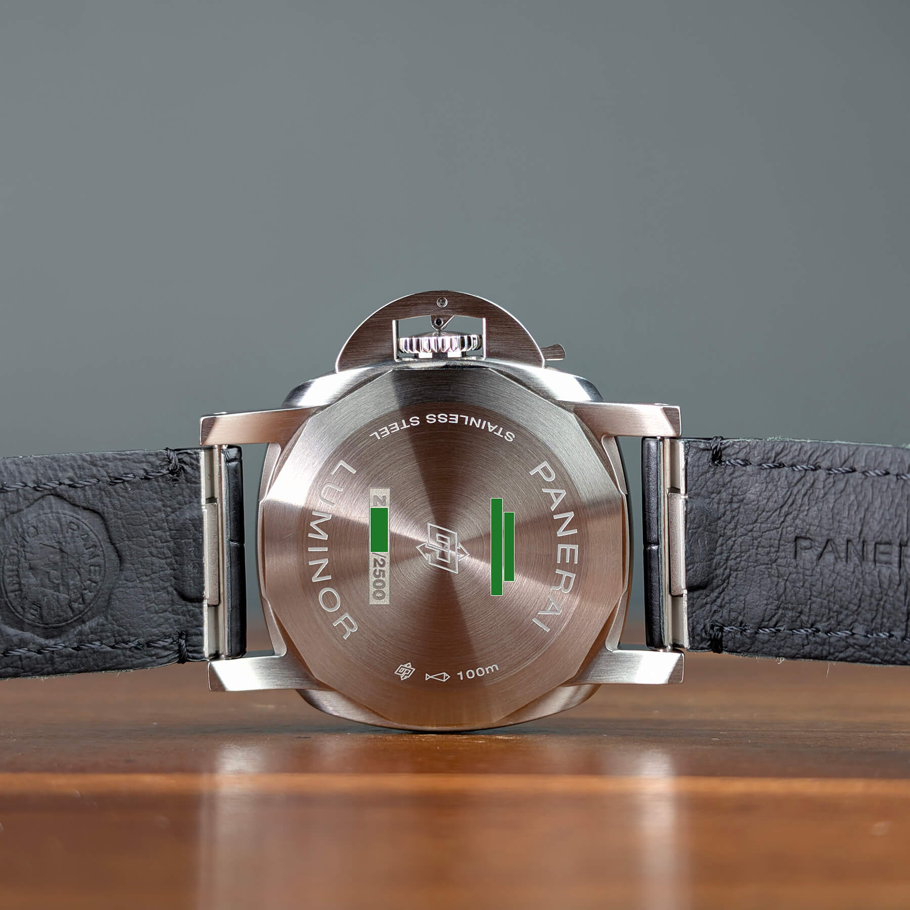 Panerai Luminor Quaranta PAM01371